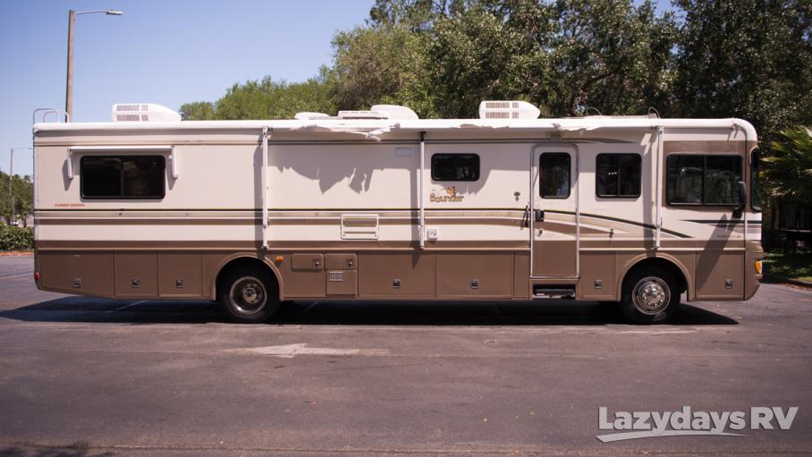 2000 Fleetwood RV Bounder 39Z for sale in Tampa, FL | Lazydays
