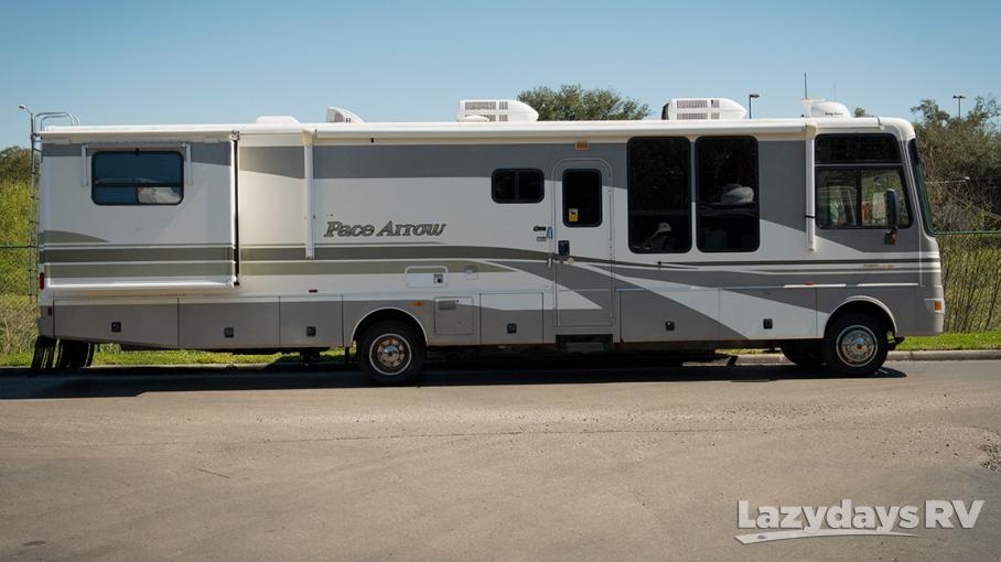 2002 Fleetwood RV Pace Arrow 37A for sale in Tampa, FL | Lazydays