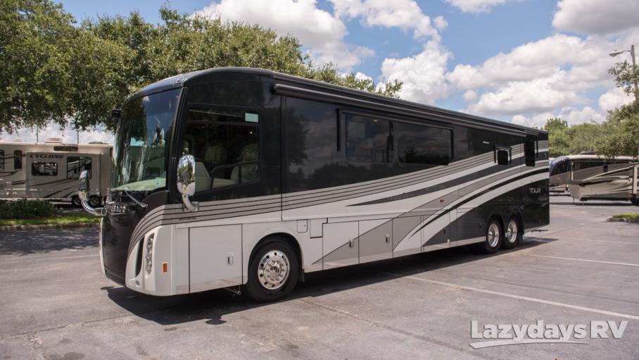 2017 Winnebago Tour 42QD for sale in Tampa, FL | Lazydays